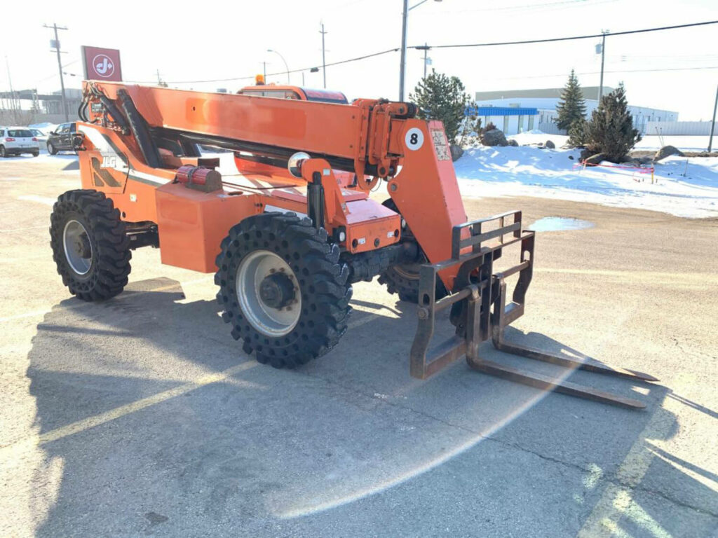Rent Skytrak 8042 Telehandler from LCE Rentals